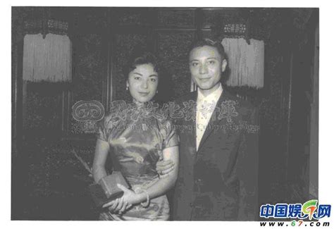 蒋经国的大儿子蒋孝文和他的妻子徐乃锦 蒋经国的家庭 天涯小站 20 Powered By Discuz