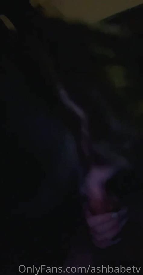 AshBabeTV Car Blowjob