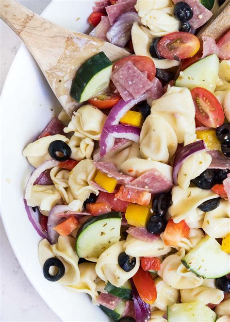 Easy Tortellini Italian Pasta Salad Made With Italian Dressing In 15