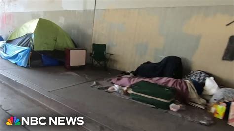 Homelessness In Us Reaches A Record High Federal Report Finds The