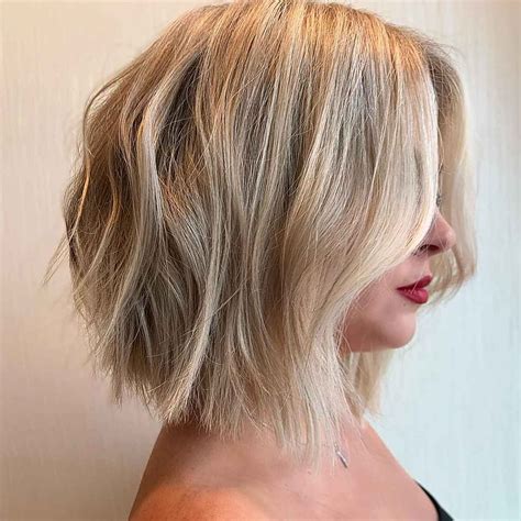 31 Short Blonde Hair Ideas For Blonde Bombshells In 2021 Short Blonde