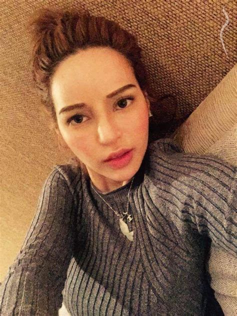 Liz Naluz A Model From Philippines Model Management