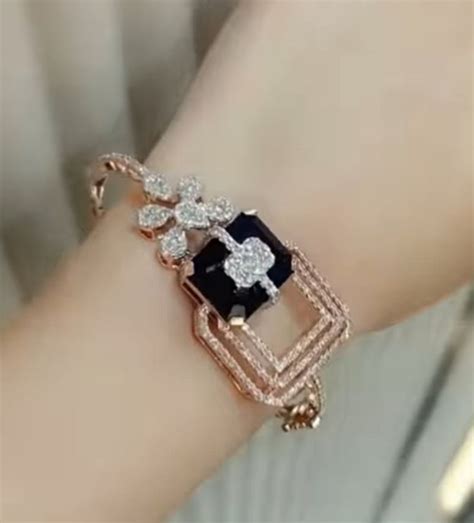 Pin By Dipesh Jain On Patla Kada Diamond Bracelet Design Gold Jewellery Design Indian