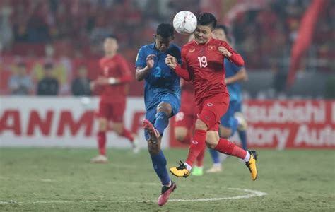 HLV Troussier và nhiệm vụ giải cứu Quang Hải