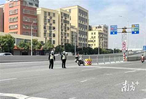 3月起，汕头13座高架桥及隧道禁止摩托行人等通行非机动车驾驶员金凤