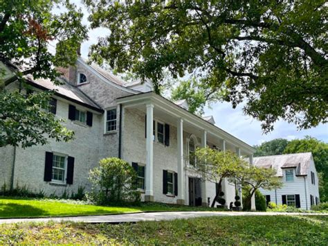 The Collection Of Mr And Mrs Charles Fleischmann Iii 23scs691 Ebth