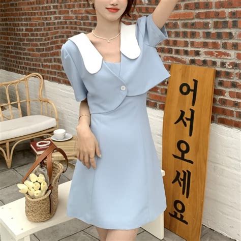 위드포에버 하객룩투피스세트여름신상 라이트블루 앤 화이트 물결 와이드카라 싱글버튼 브이넥 퍼프 반팔 크롭 자켓 끈나시 슬림루즈핏 미니원피스 투피스 셋업 세트 하객원피스
