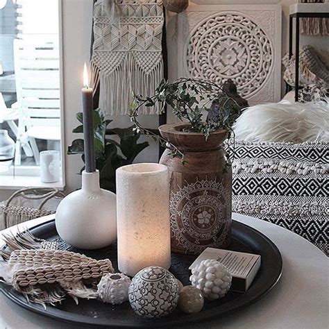 Pin Tillagd Av Bohoasis På Boho Decor Bohemisk Inredning Boho Chic
