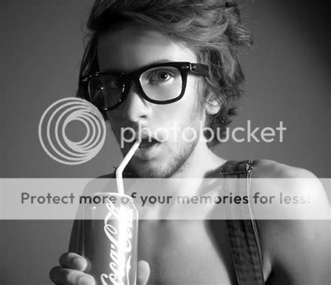 Jewish Orthodox High School Bans Hipster Glasses The Rest Of The