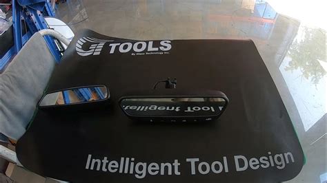 르노삼성 자동차 Qm6 전용 하이패스룸미러 장착 설치 부품정보입니다 편리하게 하이패스구간등을 높은 수신율로 사용할수 있습니다 이외의 미러떨어짐 커버파손등의 시공정보