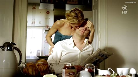 Isabell Gerschke Nue Dans Police 110