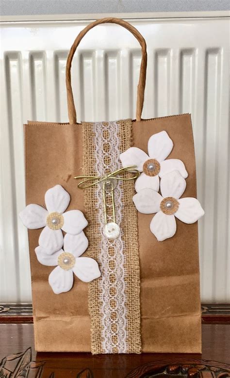 Pin By Clarice Jandrey On Como Fazer Sacolas Decorated Gift Bags