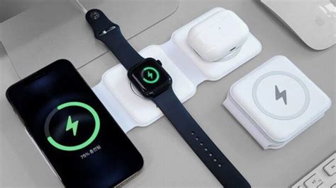 Save 61 On This 3 In 1 Wireless Charging Pad Mashable
