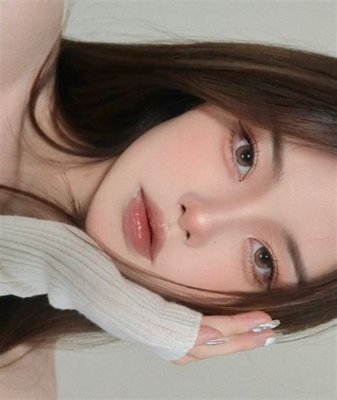 Pin By On Makeups Makeup Inspiration Korean Makeup Makeup Routine