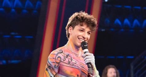 Luigi Strangis A Tu Si Que Vales Con Il Corpo Completamente Dipinto