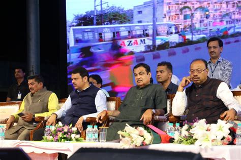 भविष्यातील वाहतुकीच्या गरजा लक्षात घेऊन उत्तम पायाभूत सुविधा देण्याचा