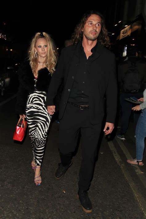 Juno Temple And Michal Szymanskis Full Relationship Timeline