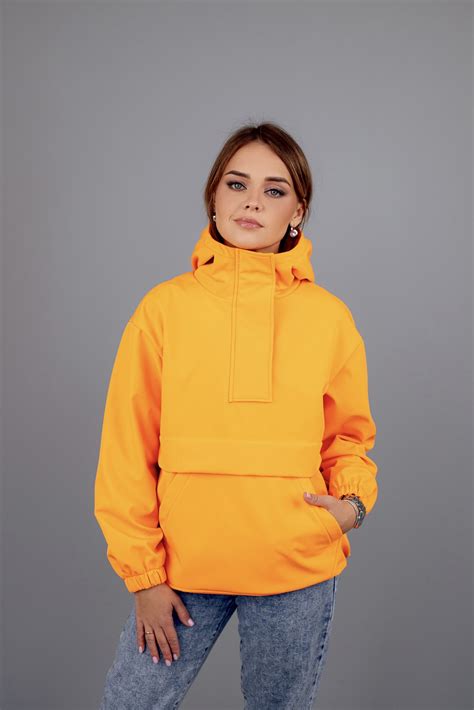 Анорак женщины Элина Патыкова