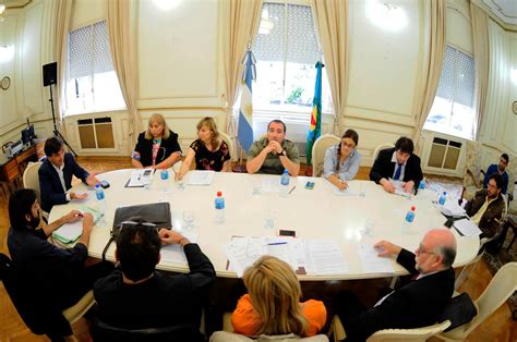 No es una reforma electoral sino que es una reforma cosmética Que