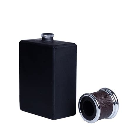 Rectangle Matte Black Perfume Bottle Refillable Glass Spray Bottle For