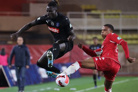 Auxerre Offered €5m For Amiens Striker Aliou Badji Get French