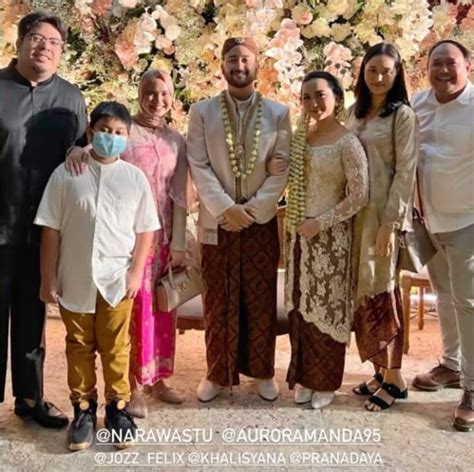Rachel Amanda Dinikahi Narawastu Indrapradna Dengan Maskawin Logam