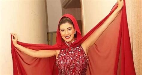 Nadide Sultan Estetik Yapt Rd Halde Do Al M Diyenleri Tiye Ald