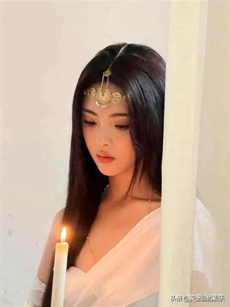 杨超越身材如此有料，大展异域风情，看图要收费 知乎