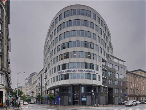 Warszawa skrzyżowanie Krucza Piękna Mokotowska KNF Komisja Nadzoru