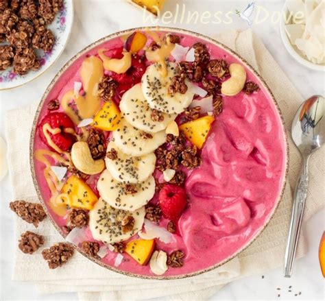 Raspberry Banana Vegan Smoothie Bowl Wellnessdove