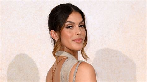 Iris Mittenaere Adopte Une Nouvelle Coiffure Qui Divise La Toile