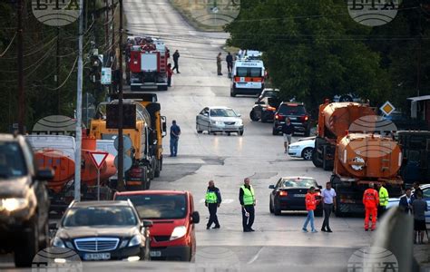 Общо 70 пожара са ликвидирани в страната през денонощието един човек е загинал Утро