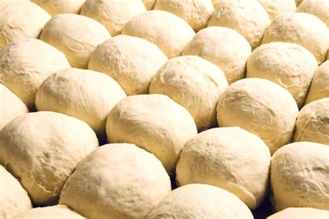 5 Tips Mengatasi Adonan Roti Yang Bantat Dan Tidak Mengembang
