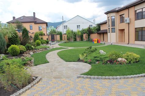 Двор в частном доме 78 фото фото картинки и рисунки скачать бесплатно