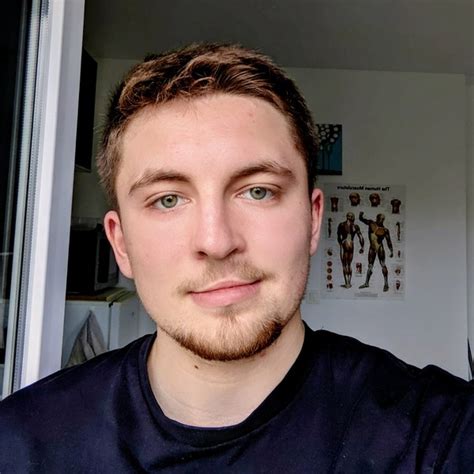 Arthur Prof de maths à Amiens CHF h élèves accompagnés