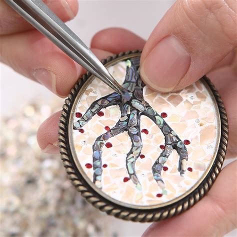 그로시 입주한 대표님 작품으로 재이라느 업체입니다 업체의 사진을 받아 변형된 로고와 이미지릉 연계해서