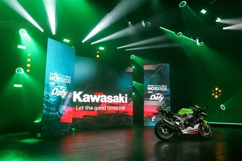 Le Salon Virtuel De La Moto Sest Déroulé Au Sein Du Studio B De