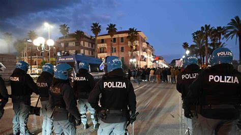 Entella Sampdoria Chiavari Blindata Per Una Notte Pronti Cento Agenti