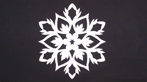 Красивая снежинка из бумаги Diy Простая снежинка Diy Новый год Снежинки Шаблоны