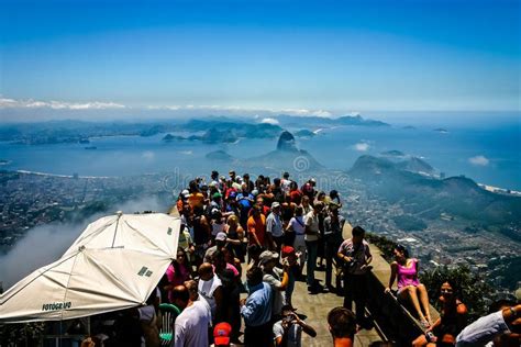 Vue De Statue Du Christ Le Rédempteur Montagne De Corcovado Rio De