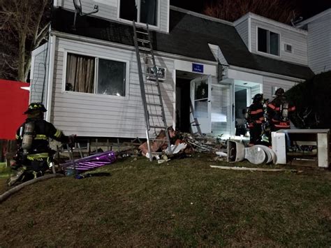 Fires Displace 24 Residents Damages Restaurant In Danbury Danbury