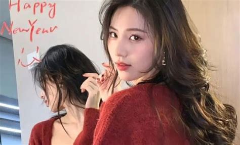震惊！百万女网红劈腿男闺蜜，自己弄伤反告男友家暴，简直颠覆三观