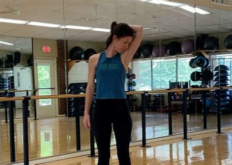 Master Class Stretch Exercise Helps Reduce Neck And Shoulder Tension