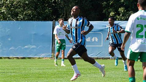 Novidade de última hora no Grêmio pegou a torcida de surpresa