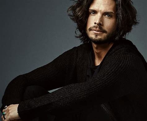 Contrata Fredi Leis Para Tu Conferencia O Evento