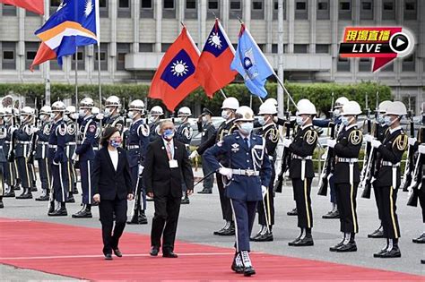 【直播】馬紹爾總統率團訪台 軍禮迎接蔡總統頒采玉大勳章 上報 Line Today