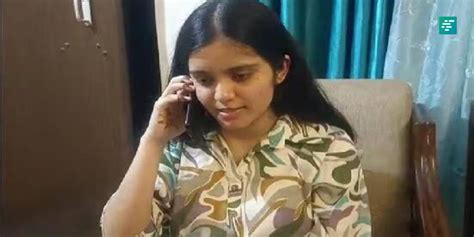 24 Year Old Wardah Khan Who Quit Corporate Job Makes It To Upsc Top 20