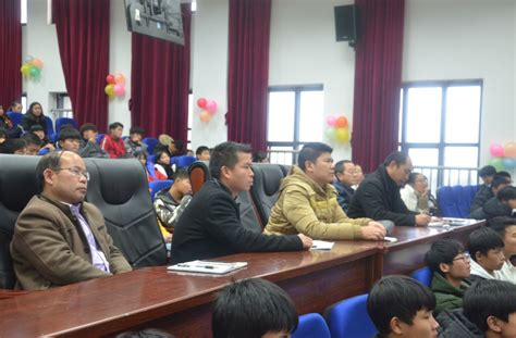 【校园动态】班主任素养提升——安全与德育教育展示课