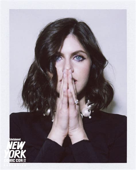 Alexandra Daddario – NYCC 2022 Portrait • CelebMafia