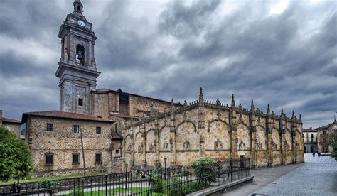 Adornó la iglesia de Oñate para su descanso eterno Alfa y Omega